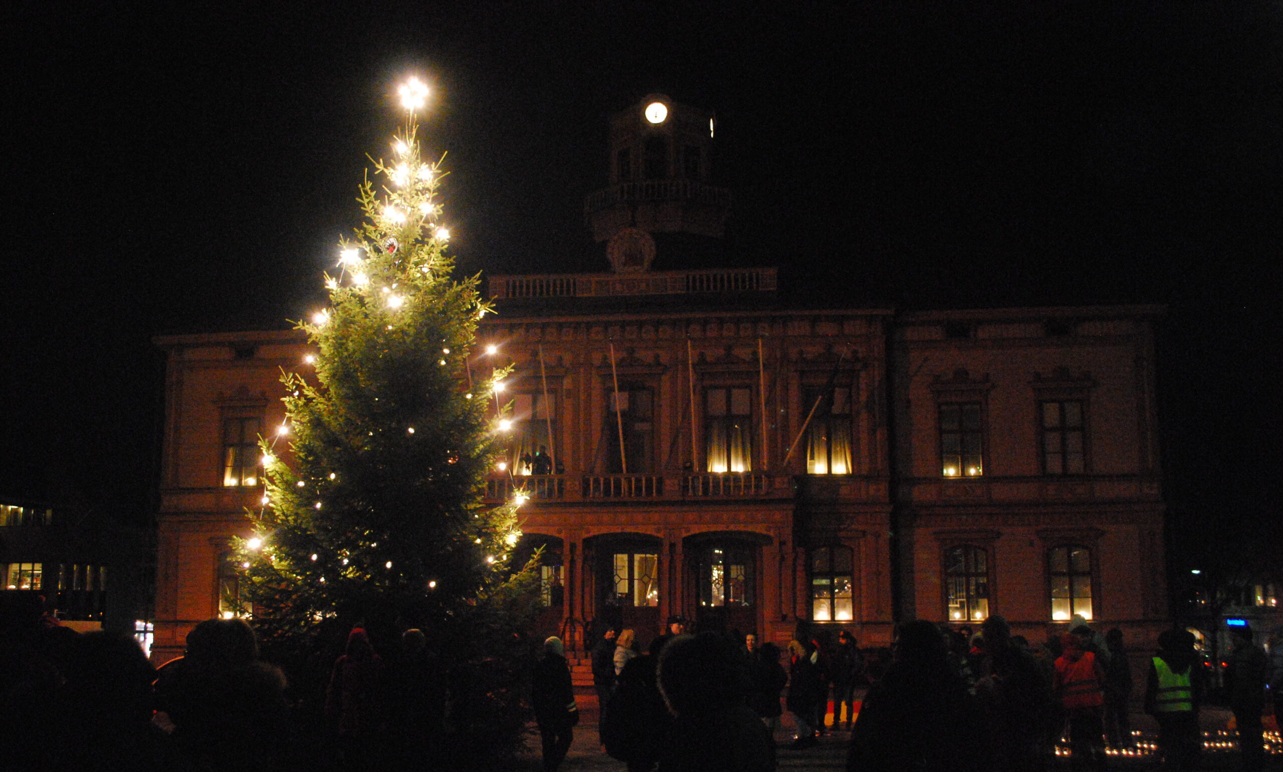 Strålande Julöppning i Jakobstad 1.12 kl. 17-19 - Jakobstad